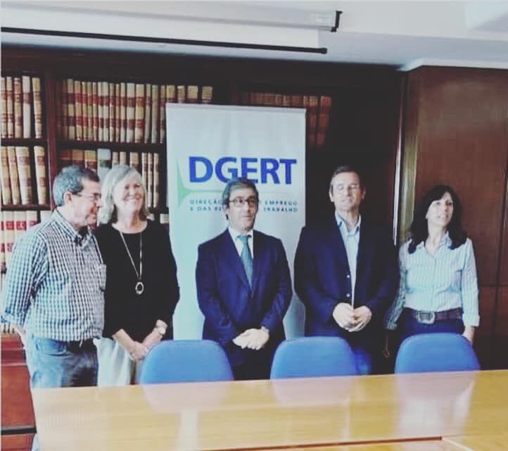 Acordo CCT CNEF - FENPROF - CNEF - Confederação Nacional de Educação e ...